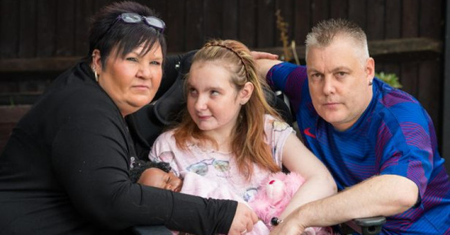 Cặp vợ chồng có 2 con là bệnh nhân Alzheimer nhỏ tuổi nhất nước Anh ...