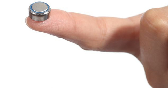 Pin cúc áo - "Sát thủ" nguy hiểm đối với trẻ nhỏ - KhoaHoc.tv