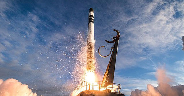 Kế hoạch điên rồ "tóm gọn" tên lửa quay về Trái đất bằng máy bay trực ...