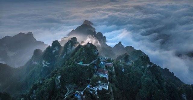 Khai quật hơn 1.000 cổ vật trên núi Võ Đang - KhoaHoc.tv