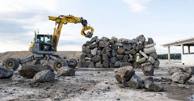 Robot 12 tấn có thể tự động xây tường đá - KhoaHoc.tv