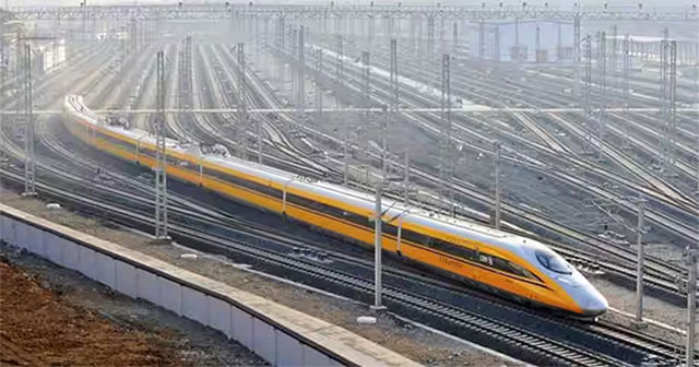 Đoàn tàu cao tốc bí ẩn nhất Trung Quốc: Không chở gì nhưng lãnh nhiệm ...